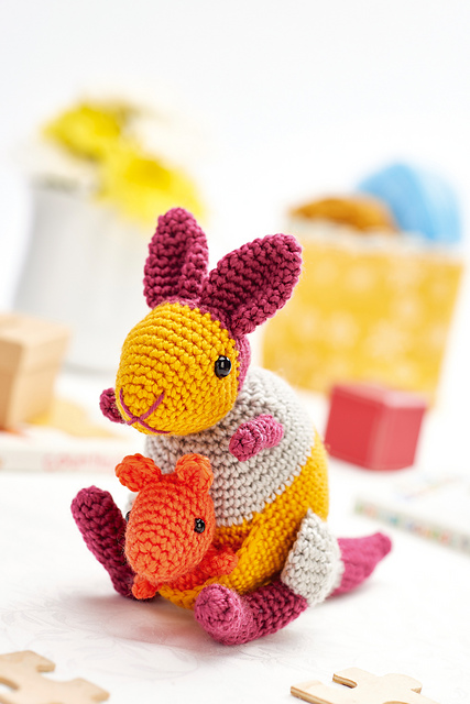Ravelry: Mama & Baby roo pattern by Irene Strange