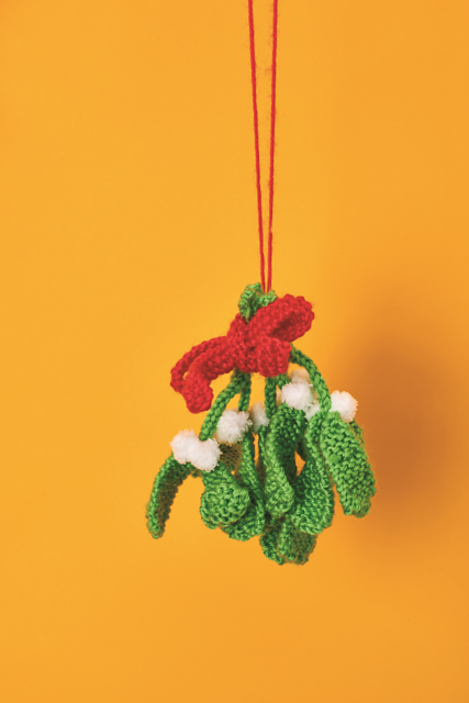Ravelry: Mistletoe Bouquet pattern by Butterflylove1