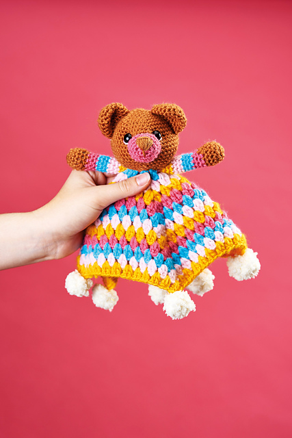 Ravelry: Baby Comforter pattern by Sarah Louise Read