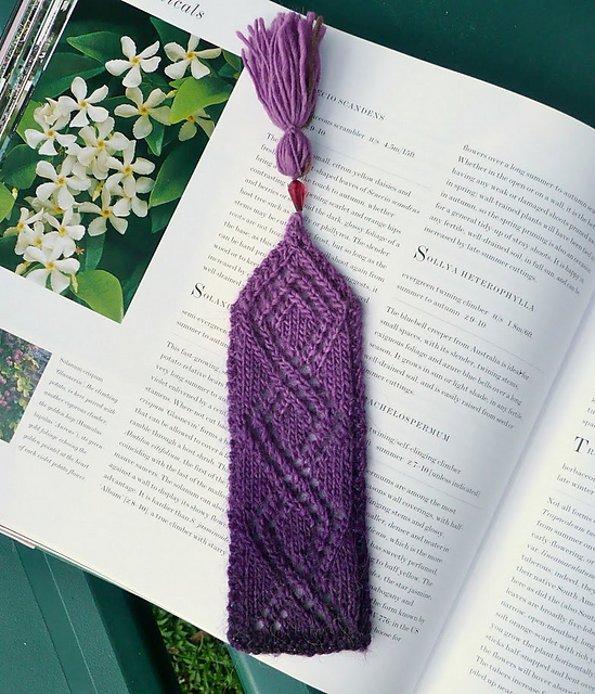 Ravelry: Trellis Lace Bookmark pattern by Leigh Myers