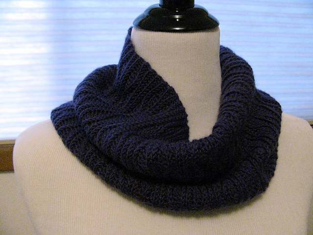 Ravelry: lifeadorned's la mar cowl