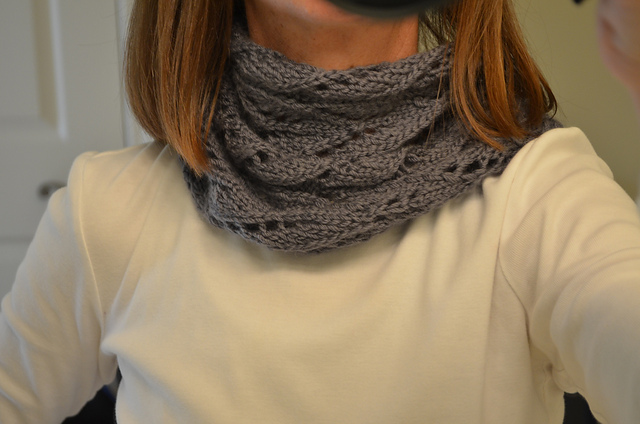 Ravelry: Victorian Cowl pattern by Amanda Reed