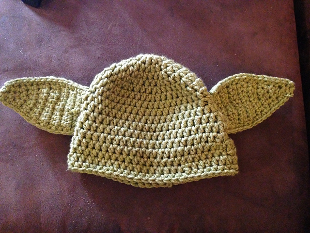 Ravelry: Yoda Hat pattern by Amanda Whiting
