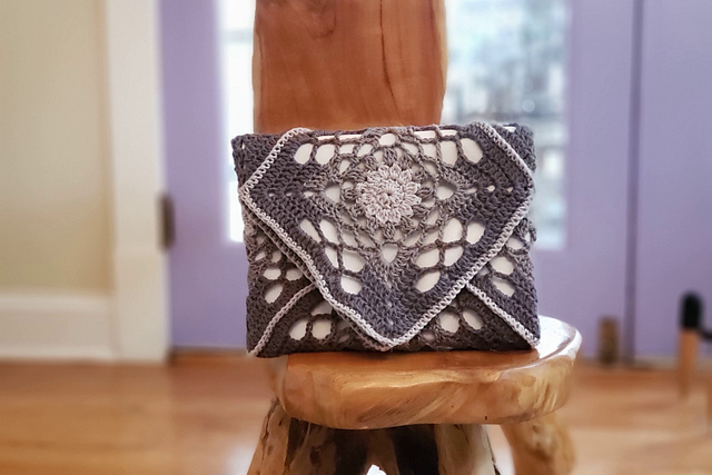 Ravelry: Christine Origami Bag pattern by Marissa Kessler
