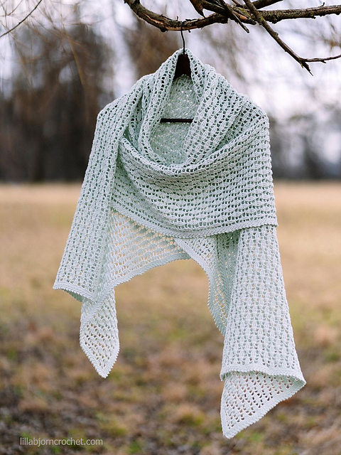 Ravelry: Morning Mist Wrap pattern by Tatsiana