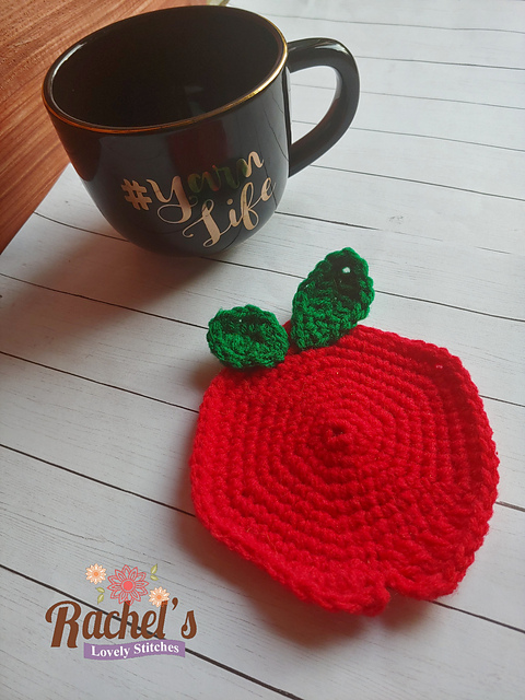 Ravelry: Apple Coaster pattern by Rachel Cantrell
