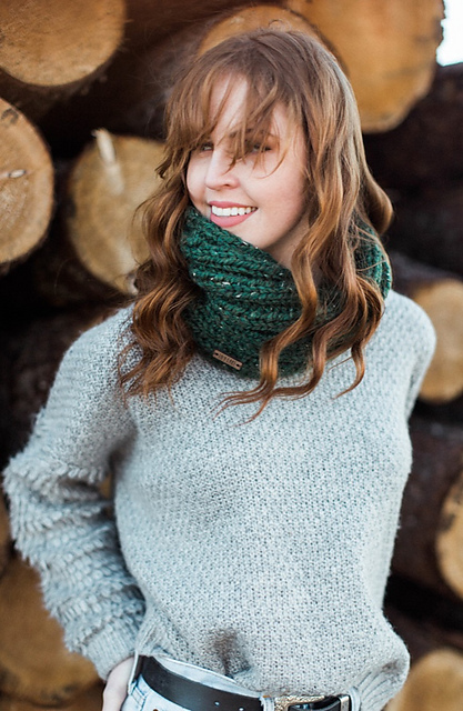 Ravelry: Mira Mhór Cowl pattern by Jenny Graham