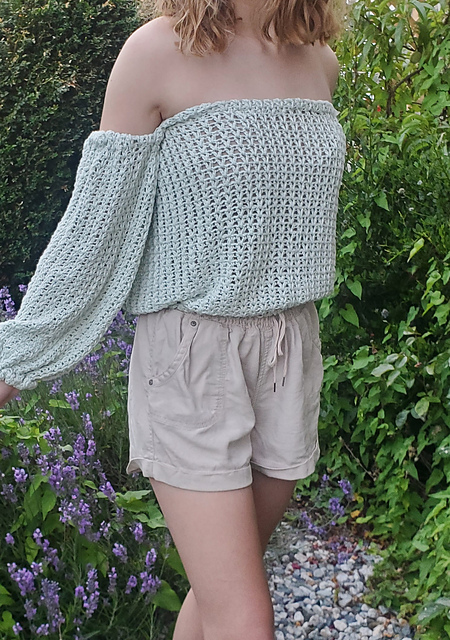 Ravelry: The Princess Top pattern by Lily Oger