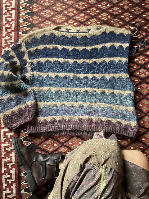 Ravelry: lindtski's Robinia sweater
