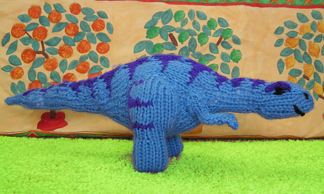 Ravelry: Dinosaur - Allosaurus pattern by Philip Skipper