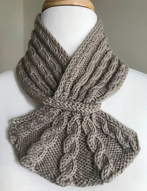 Ravelry: Cabled Keyhole Scarflet (AC-046) pattern by Lisa Carnahan