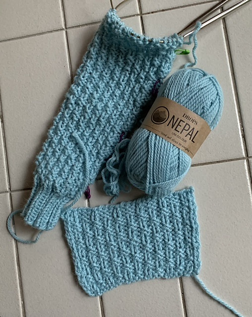 Ravelry: lisoni's Oxbow Cardigan