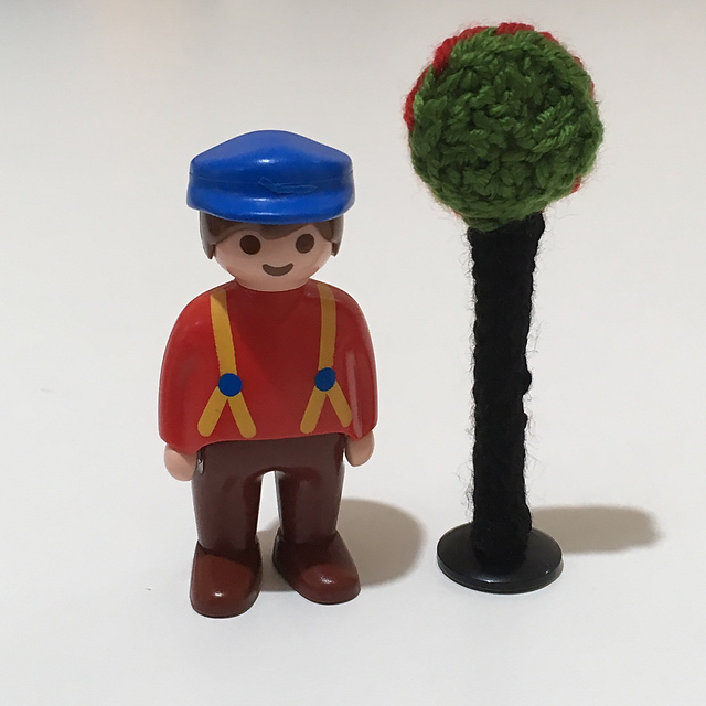 Ravelry: Toy Train Signal pattern by Anna Granta