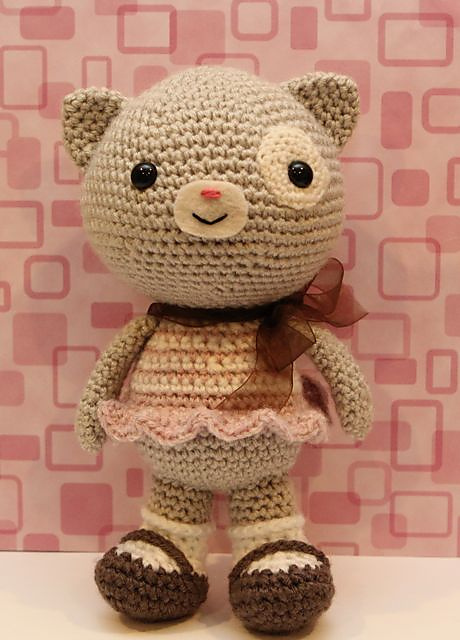 Ravelry: Amigurumi Calliope Cat pattern by Little Muggles