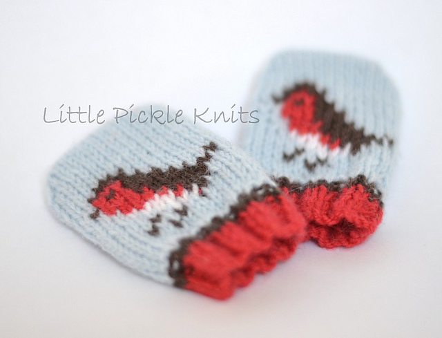 Ravelry: Little Robins Baby Mittens pattern by Linda Whaley