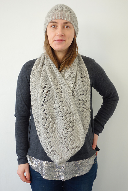 Ravelry: Suilven Cowl pattern by Littletheorem