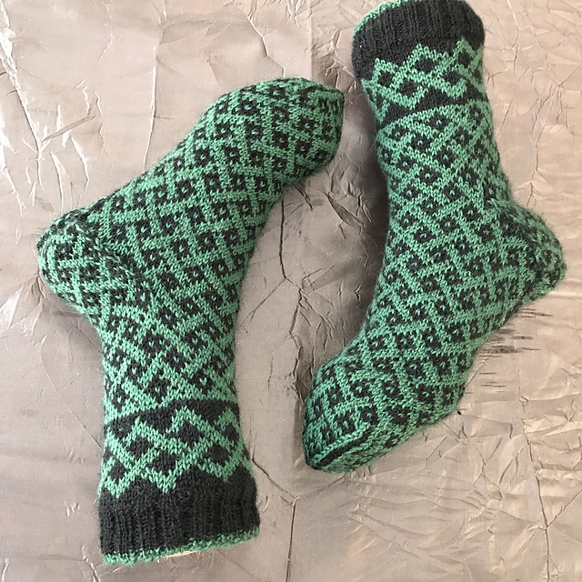 Ravelry: liwes' Green viking-socks