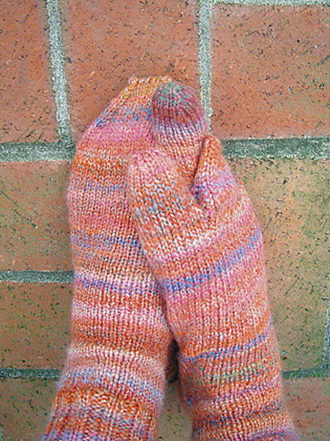 Ravelry: Big-Toe Socks pattern by Lynne Vogel