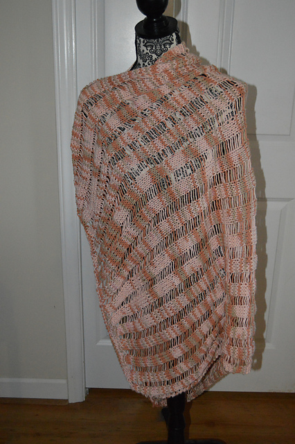 Ravelry: Dropped Stitch Poncho pattern by Hajnalka Lovrekovich