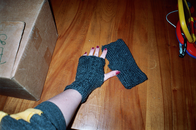 Ravelry: Easy cabled wristers pattern by Lobug Designs