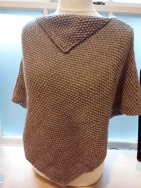 Ravelry: 6897-32 Poncho pattern by Fil Katia
