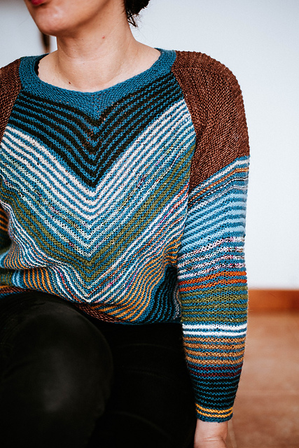 Ravelry: Cubic Sweater pattern by Lola Logaro