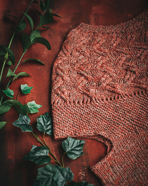 Ravelry: Chaleco Priya pattern by Lola Logaro