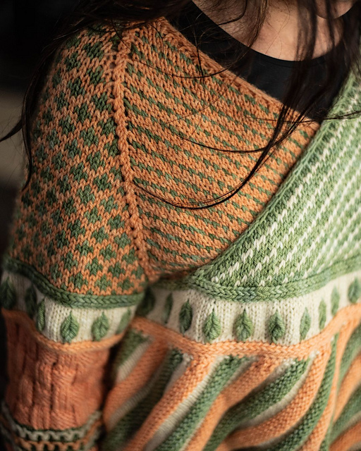Ravelry: Sweater Orcia (Mystery Kal Logaro 3/2024) pattern by Lola Logaro