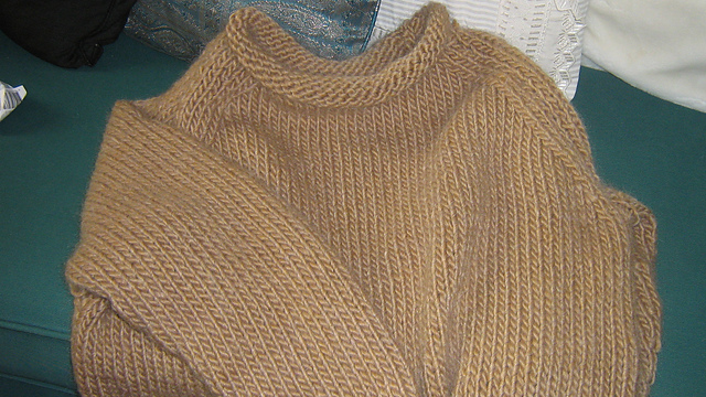Ravelry: Men's/Women's Jumper with funnel neck pattern by Cleckheaton