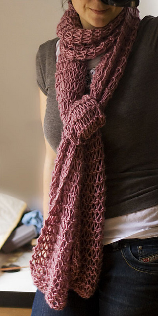 Ravelry: weekend scarf pattern by LondonLeo