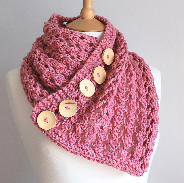 Ravelry: Trellis Lace Scarflet pattern by Linda Lunn