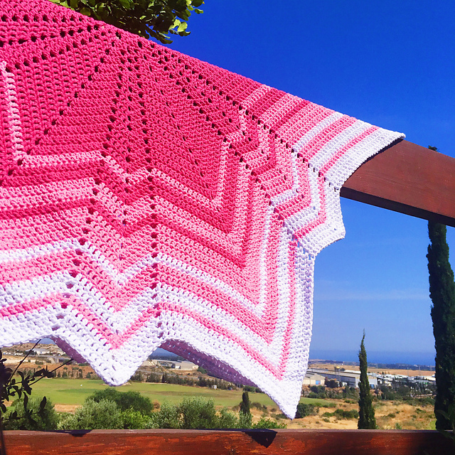 Ravelry: Stargazer Blanket pattern by Lorraine Pugh