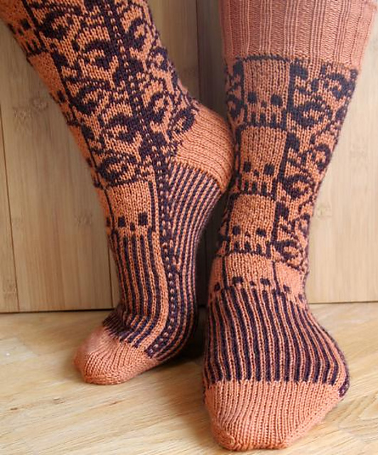 Ravelry: Scare Isle Sox & Scarf Set pattern by Camille Chang