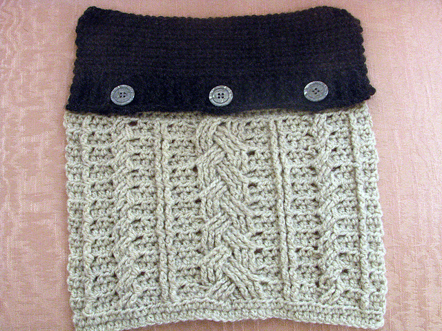 Ravelry: Crocheted Aran Square with Buttons pattern by Darlene Swaim