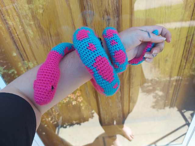 Ravelry: Boa Constrictor 1 pattern by Beth Mulligan of Skyfire Creations