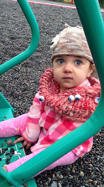 Ravelry: Gooey Eyeball Neckwarmer pattern by Andrea Guldin