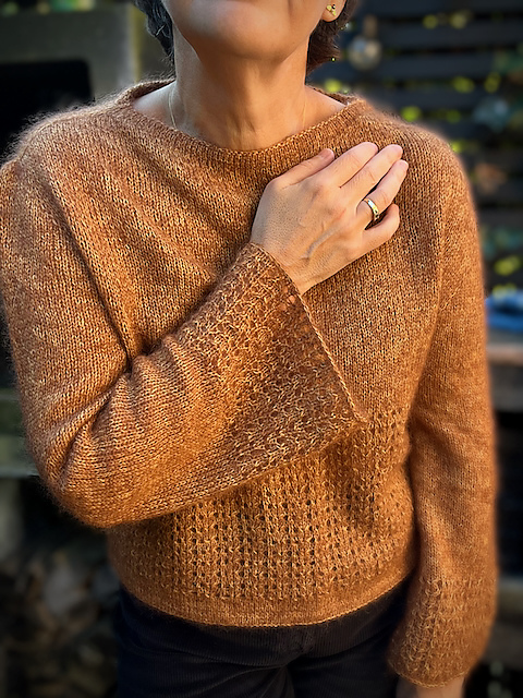 Ravelry: Sunshine Reggae Blouse pattern by loveknit.nl