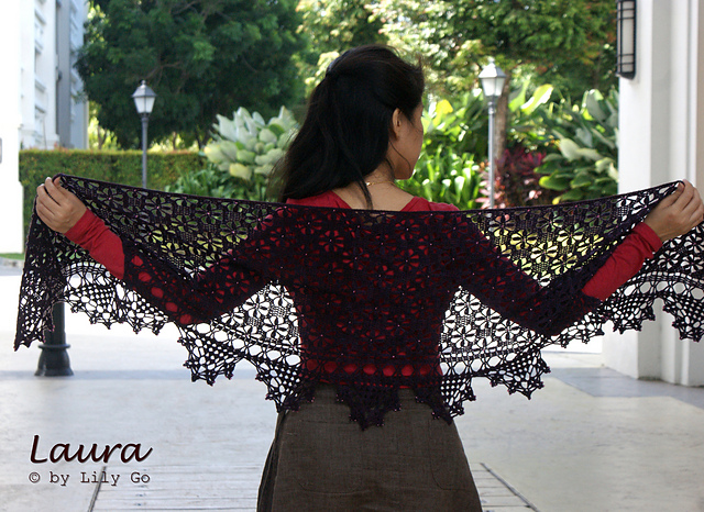 Ravelry: Laura pattern by Lily Go