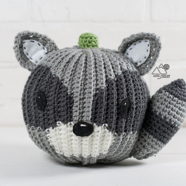 Ravelry: Raccoon Pumpkin pattern by Lindsey Dale
