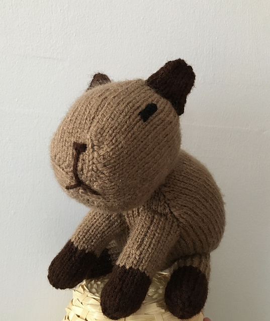 Ravelry: Capybara pattern by Luna Knitting