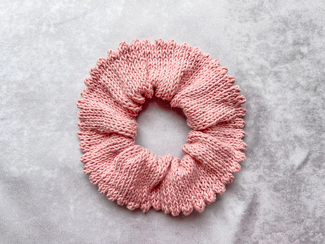 Ravelry: Picot Edge Scrunchie pattern by Erin Dunlap