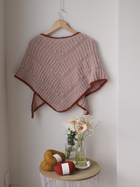 Ravelry: Brianda Shawl pattern by Lucía Ruiz de Aguirre