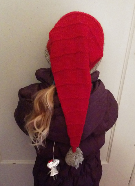 Ravelry: The Danish Nissehue pattern by Sarah Maria Fritsche