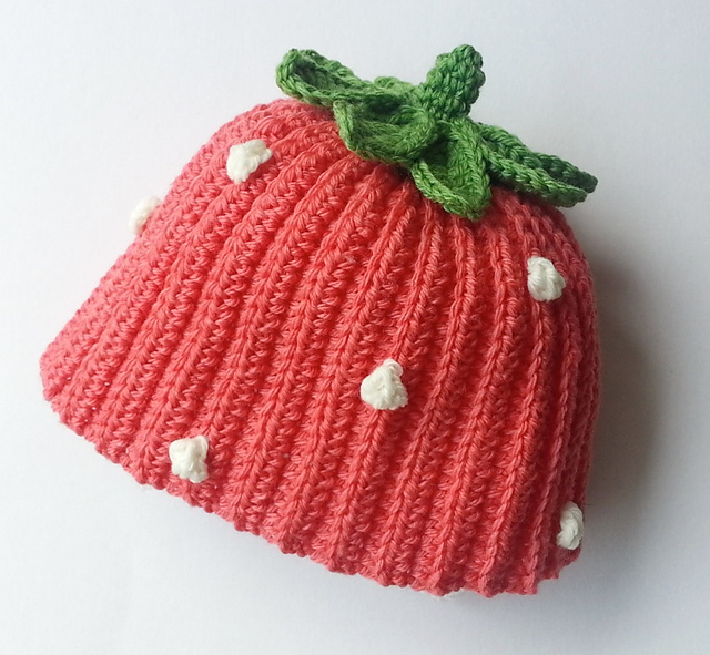 Ravelry: Strawberry cap pattern by michiyo