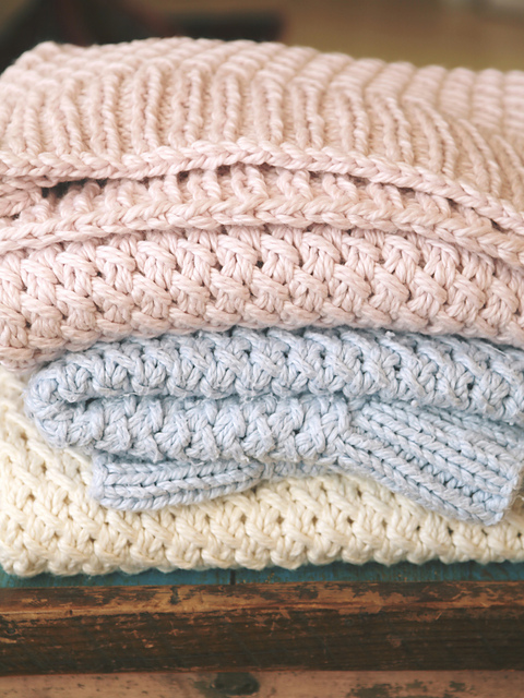 Ravelry: # 083 Lattice Baby Blanket pattern by Leslie Scanlon