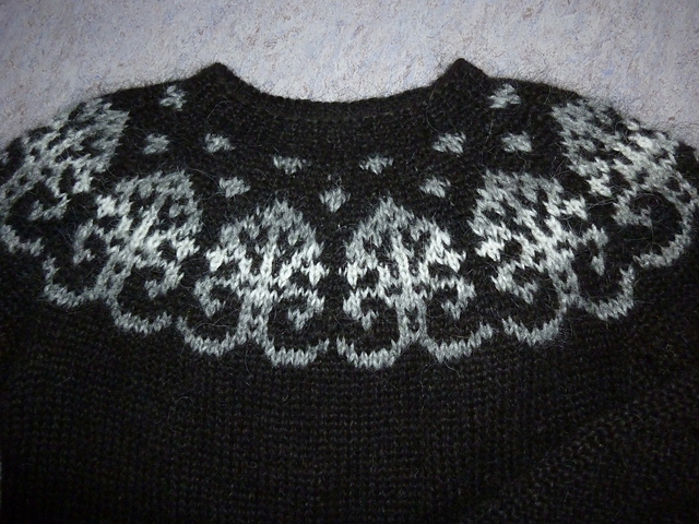 Ravelry: Hruni pattern by Maja Siska