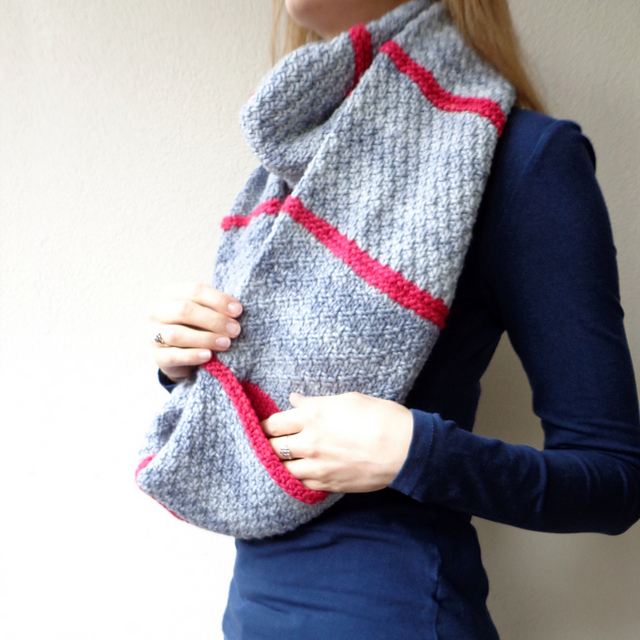 Ravelry: Roo-Loop pattern by Lisa Hannes