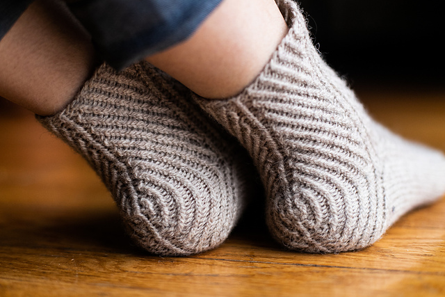 Ravelry: Jili pattern by Ainur Berkimbayeva