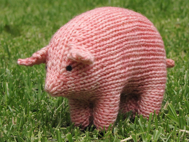 Ravelry: Medium Size Pig pattern by Linda Dawkins