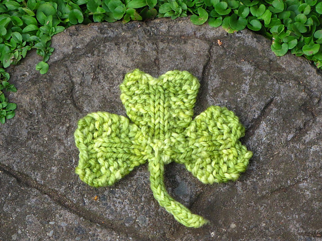 Ravelry: Shamrock pattern by Linda Dawkins